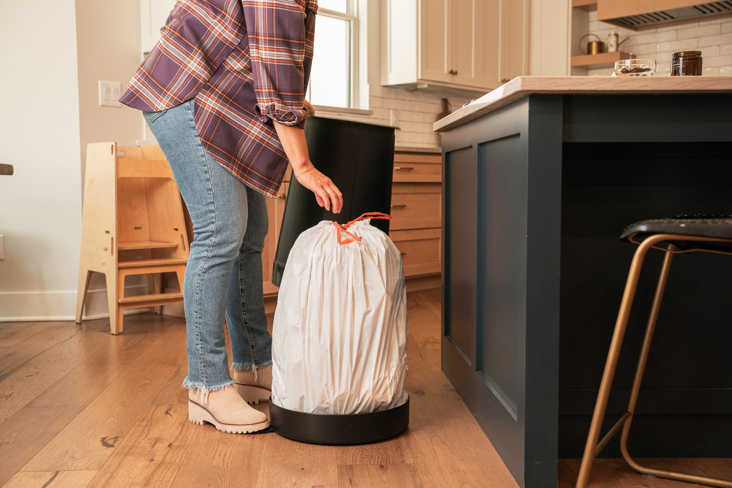 Toocan | Say Goodbye to Messy Overflowing Garbage – Toocan USA